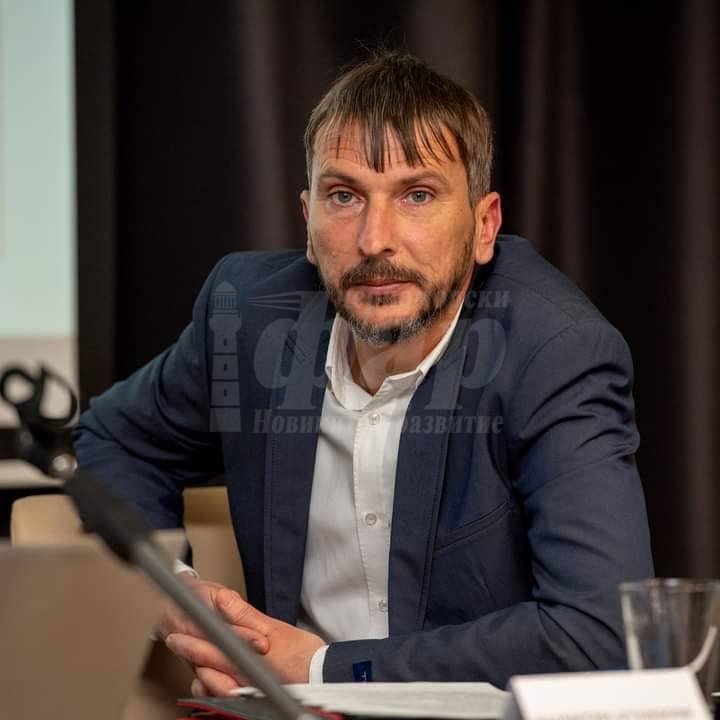 Валентин Атанасов, Сдружение „Рафаел – инфо, култура и туризъм ...